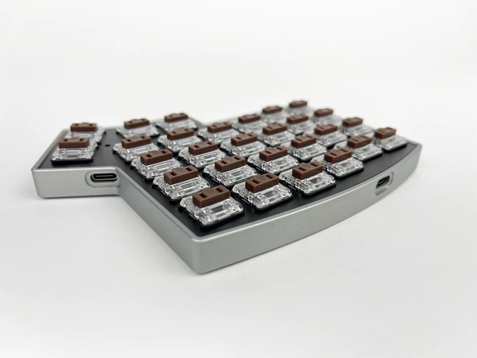 Countdown to the Iris CE Drop! 3 Ways Low Profile Keyboards Preserve ...